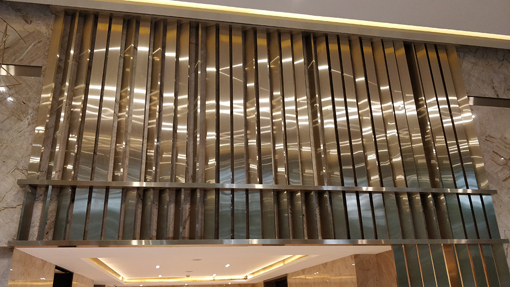 Aluminium cladding sheet manufacturers | Crystal steels